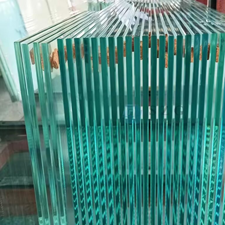 Low Iron Glass vs Standard Glass - Shower Glass Manufacturer